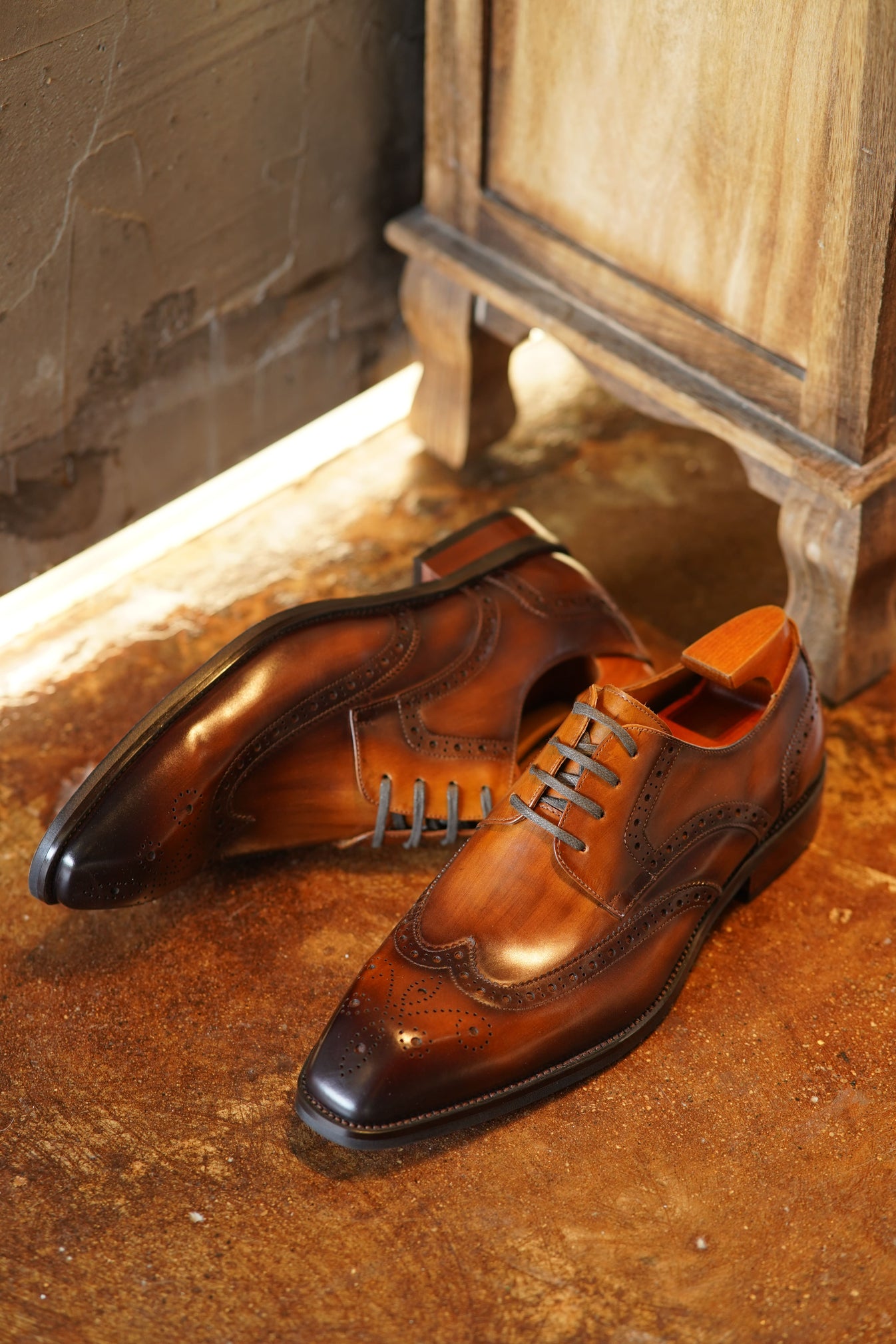 Hand-Painted Brown & Black Shaded Derby Shoes – Hollo Shoe
